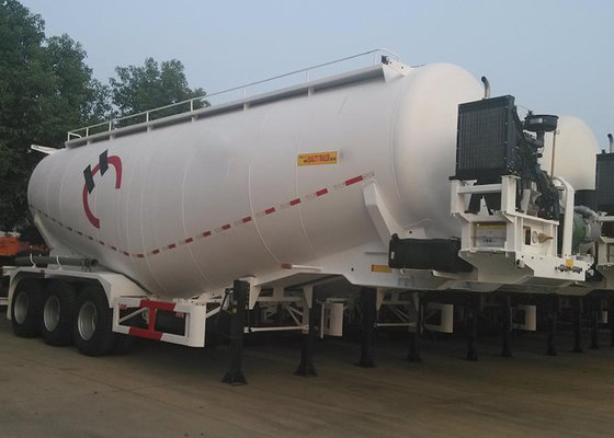 3 Axles Dry Bulk Pneumatic Tank Trailers For Bulk Cement Powder 59000L Volume